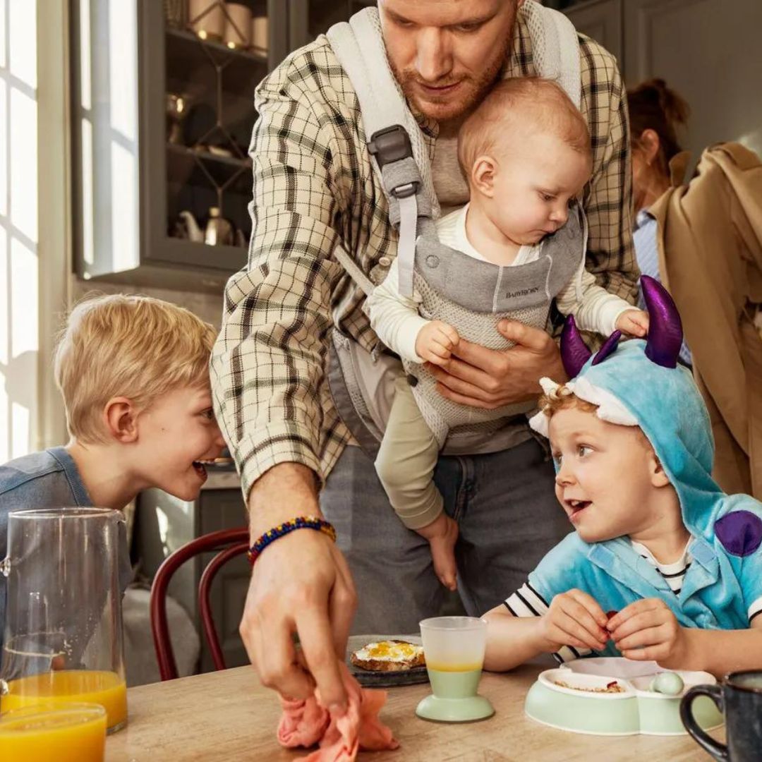 Blog - Maini de ajutor: Sfaturi si resurse pentru parinti — Baby Safe